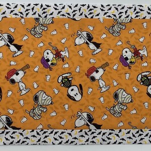 Peanuts - Snoopy Halloween Costumes Table Runner - Etsy