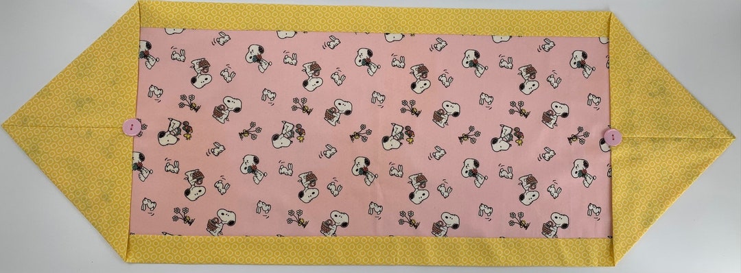 Peanuts - Snoopy and the Easter Bunny Table Runner - Etsy