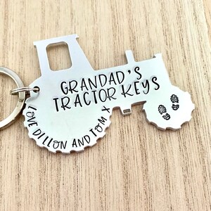 Personalised Tractor Keyring, Tractor Driver Gift, Gifts for Farmers ...
