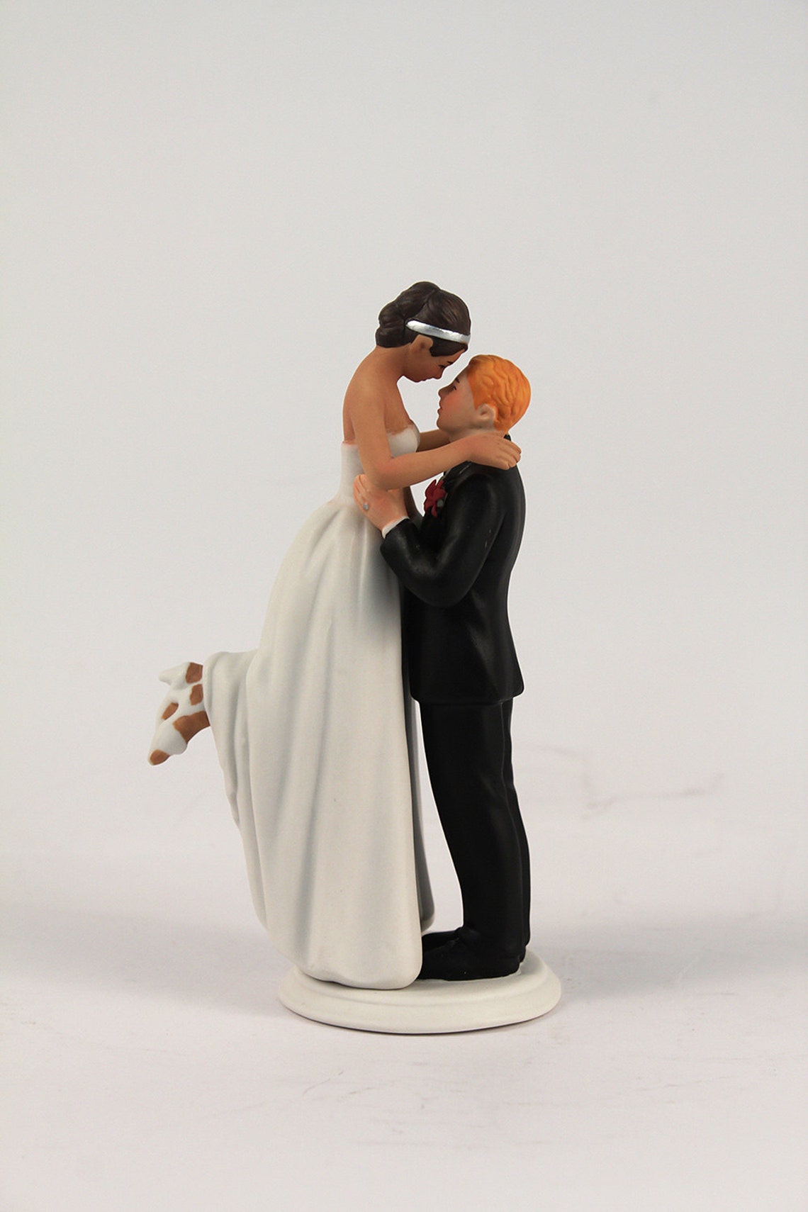 True Romance Interlocking Bride and Groom Wedding Cake Toppers - Light ...