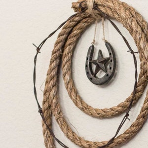 Rustic Rope and Barbed Wire Wreath With Red Bandana Bow - Etsy