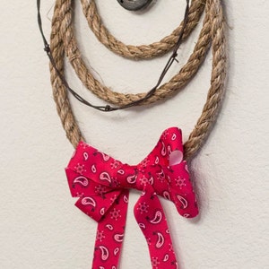Rustic Rope and Barbed Wire Wreath With Red Bandana Bow - Etsy