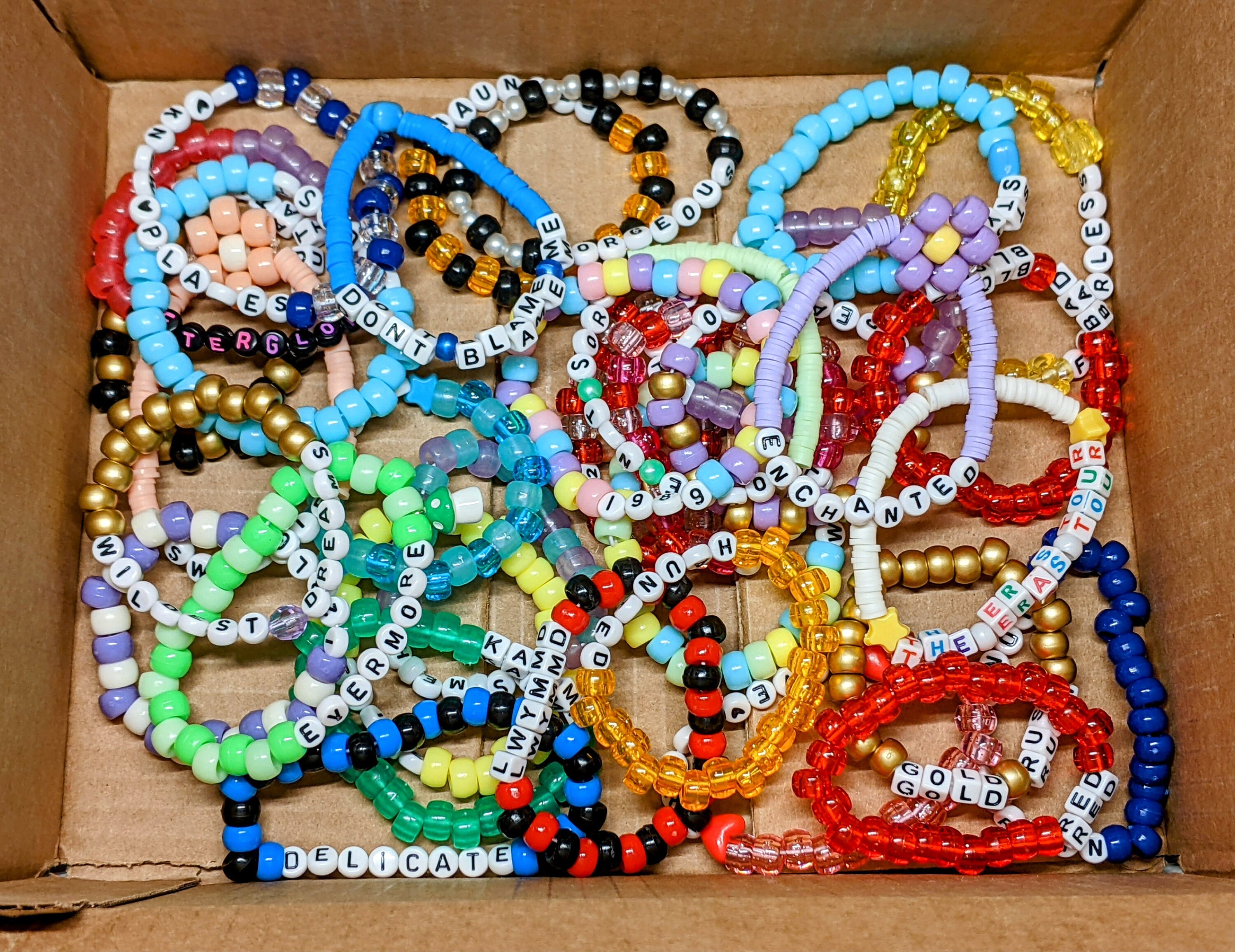 10 PACK Taylor Swift Eras Tour Friendship Bracelets Surprise Mix ...