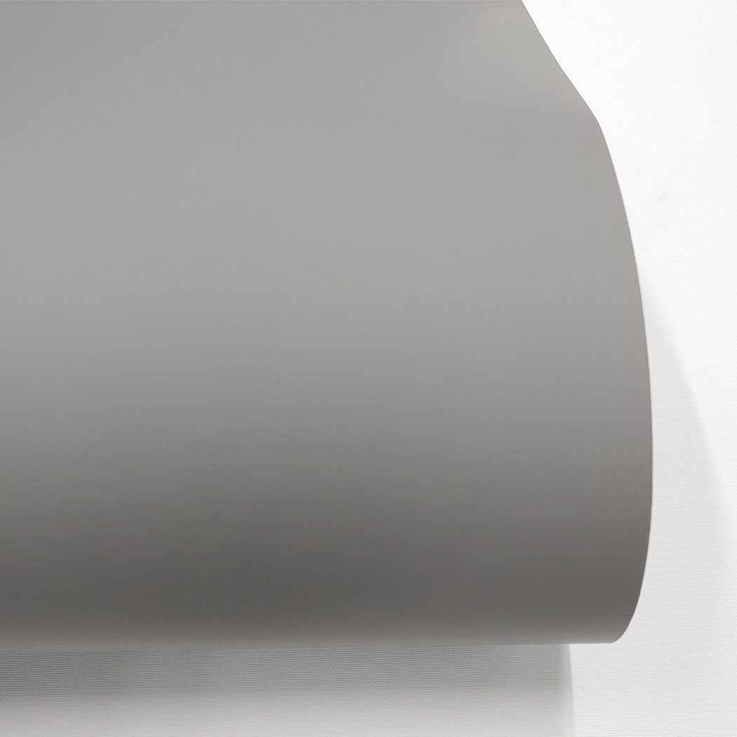 Solid Light Grey Wallpaper