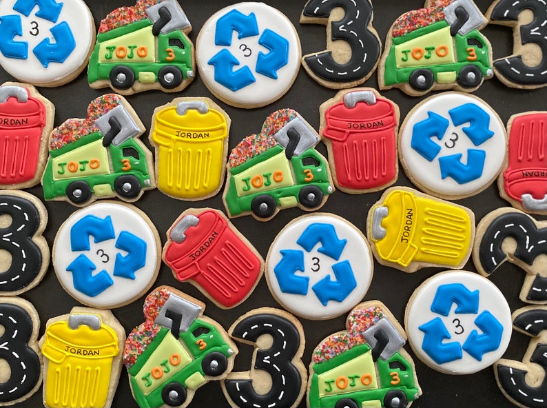 GARBAGE TRUCK CANS X12 Vanilla Sugar Cookies Recycling - Etsy
