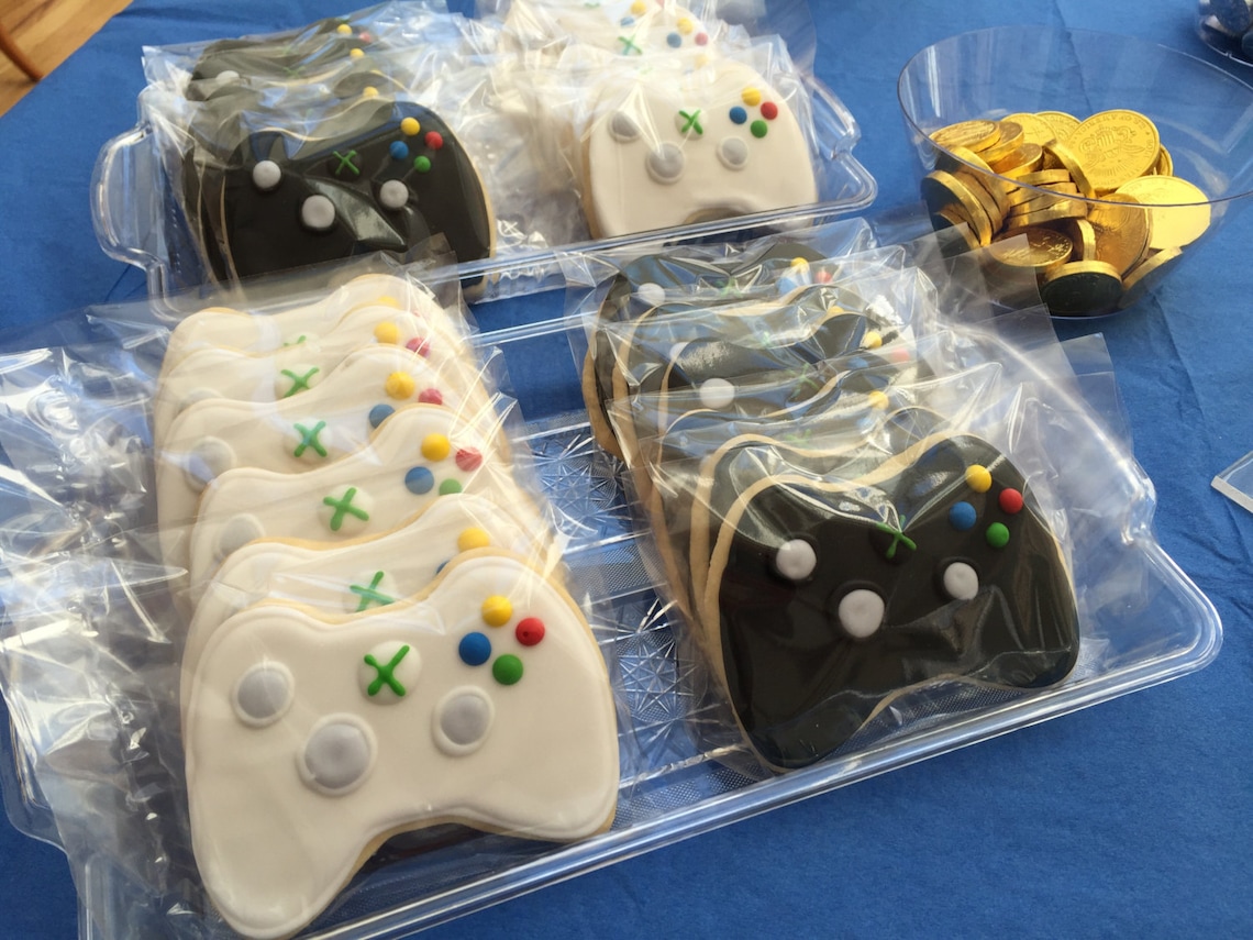REMOTE control cookies x12 xbox game or ps4 inspired | Etsy