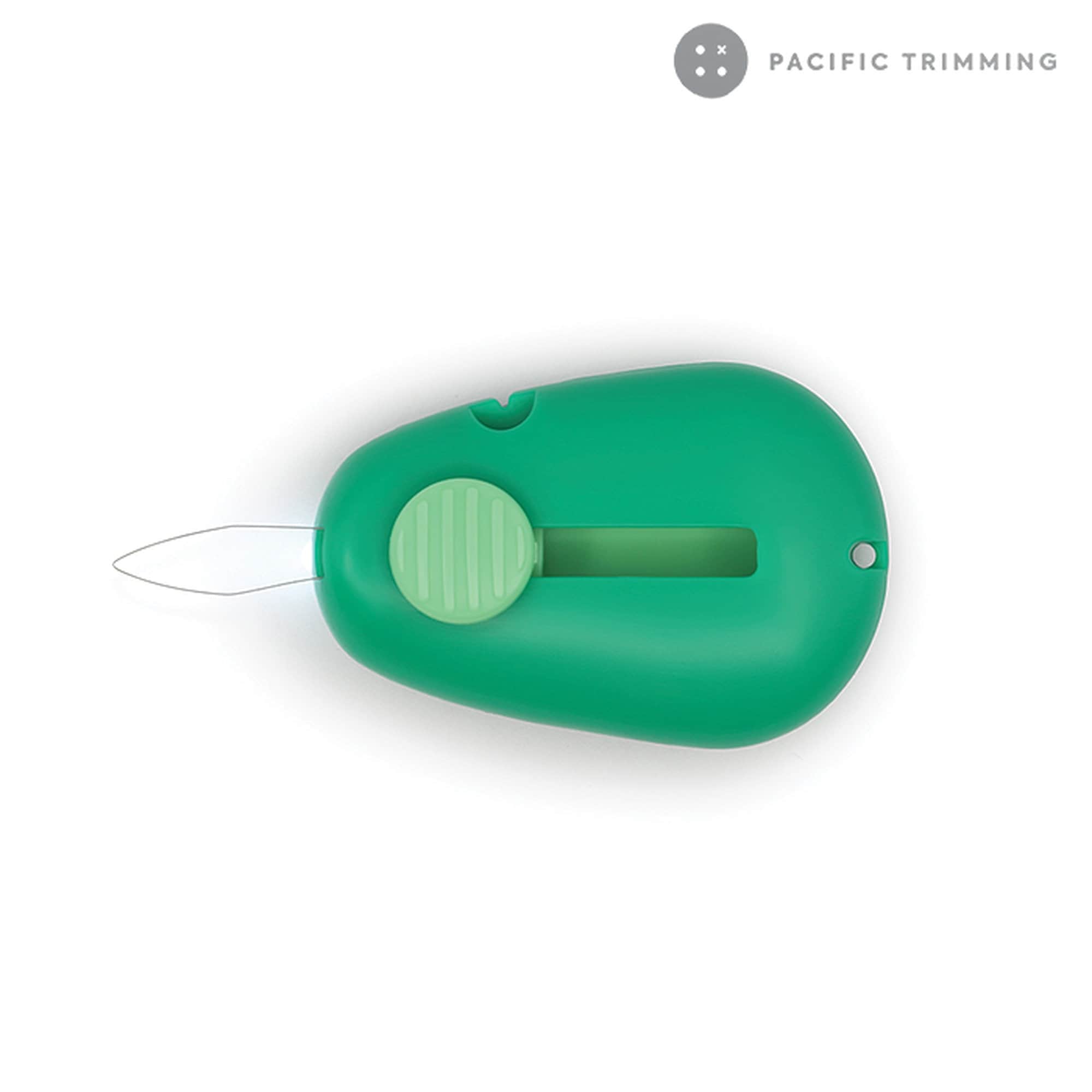 Dritz LED Needle Threader - Etsy
