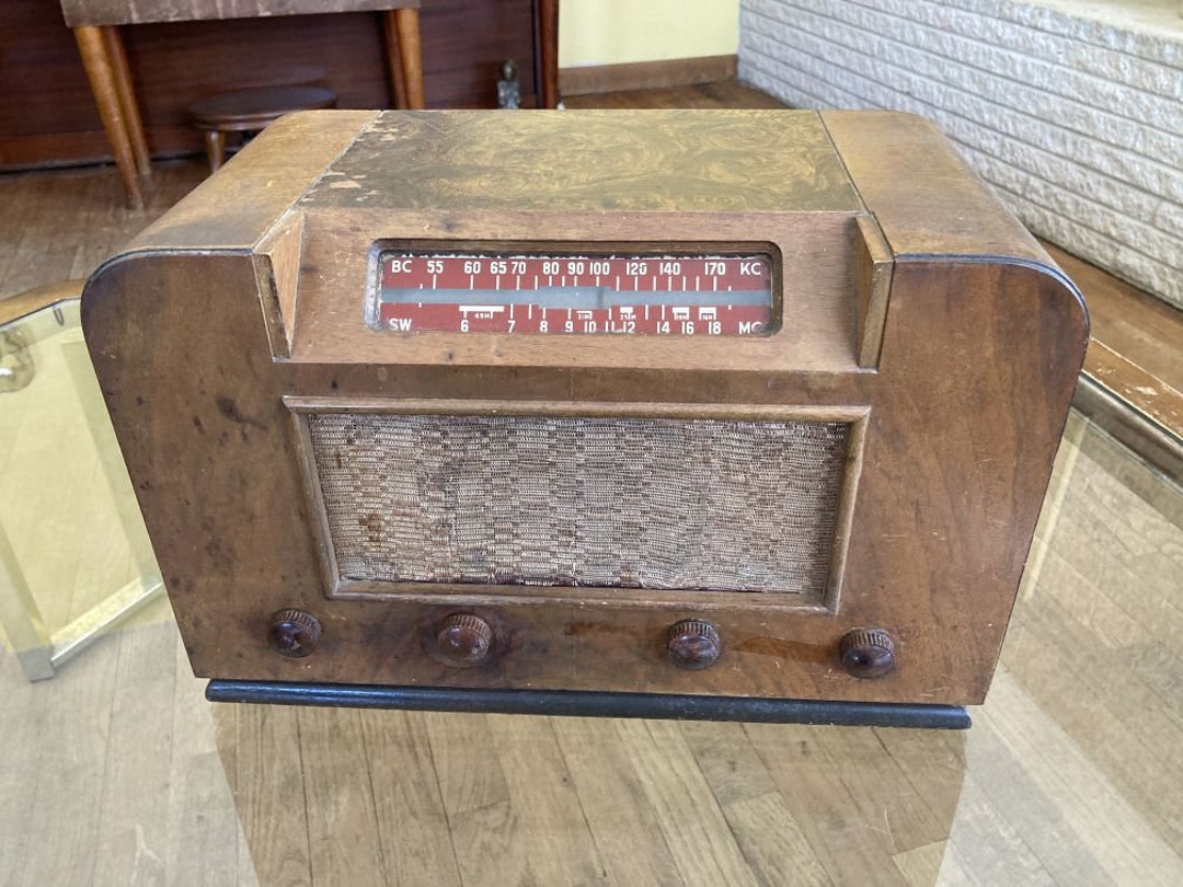 Antique Vintage Tabletop Tube Radio Hazeltine Wood Art Deco BC SW 1940s ...