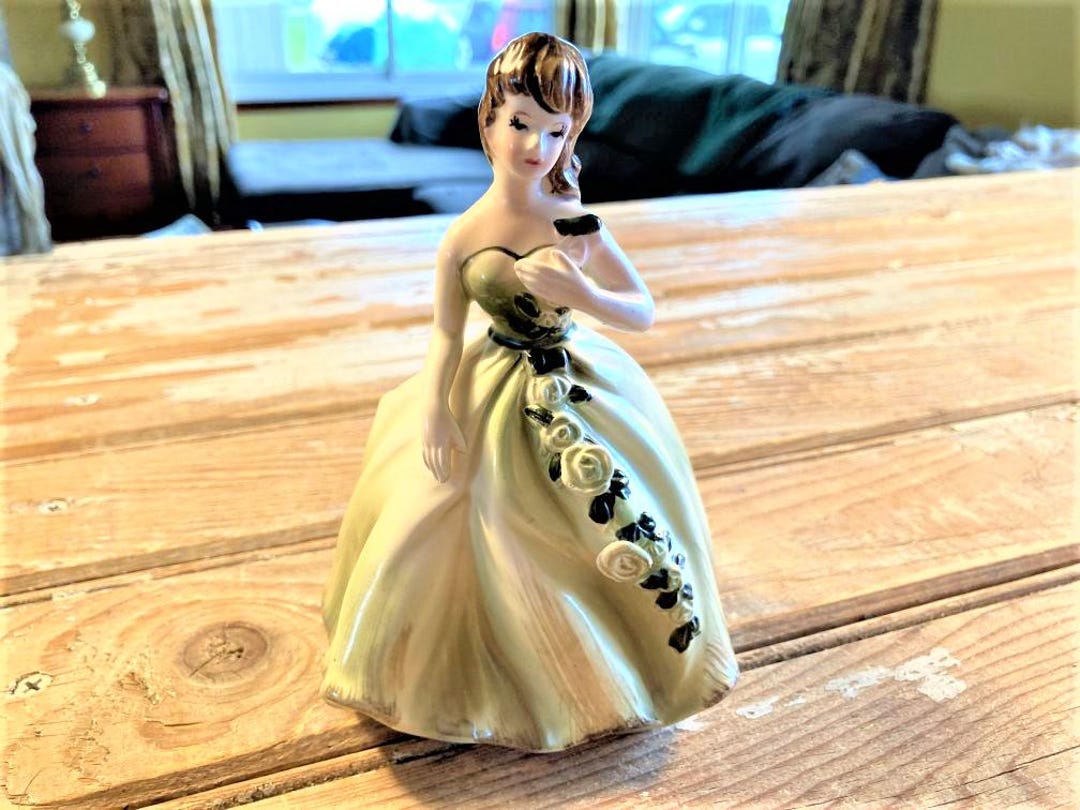 Vintage Ceramic Lady Figurine Planter Vase Green Gown Roses Ivy ...