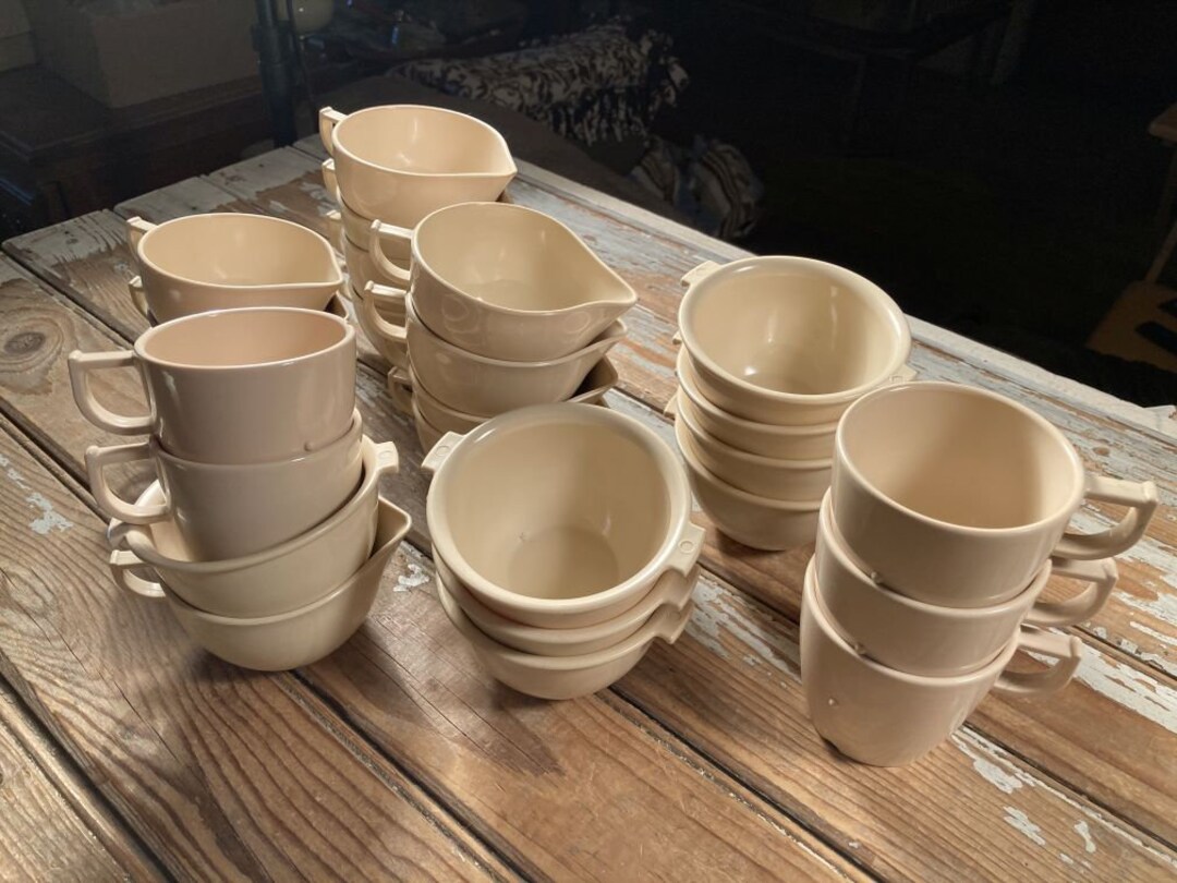 Vintage Trumpet Ware Creamers Sugar Bowls Cups Tan Plastic Cafeteria ...