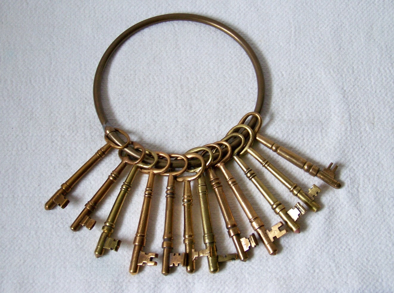 Set of Large Antique 3-1/2 to 4 Solid Brass & Bronze Skeleton Keys on ...