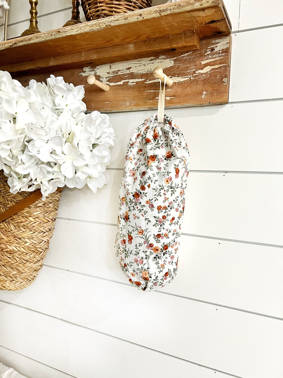 Emily Flowers Hanging Bag Holder, Kitchen Bag Storage, Recycle Bag ...