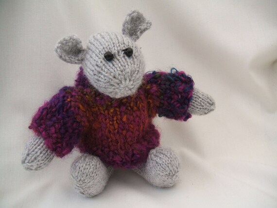 Rita the rat a knitted pocket sized pet | Etsy
