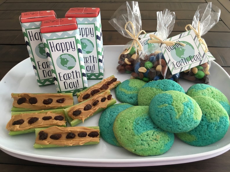 Earth Day Snack Set! Earth Day Party! Treat Bag Topper, Treat Hang Tag ...