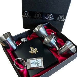 Freemason Hip Flask 7 Piece Luxury Gift Set With Gold Emblem 4 Steel ...
