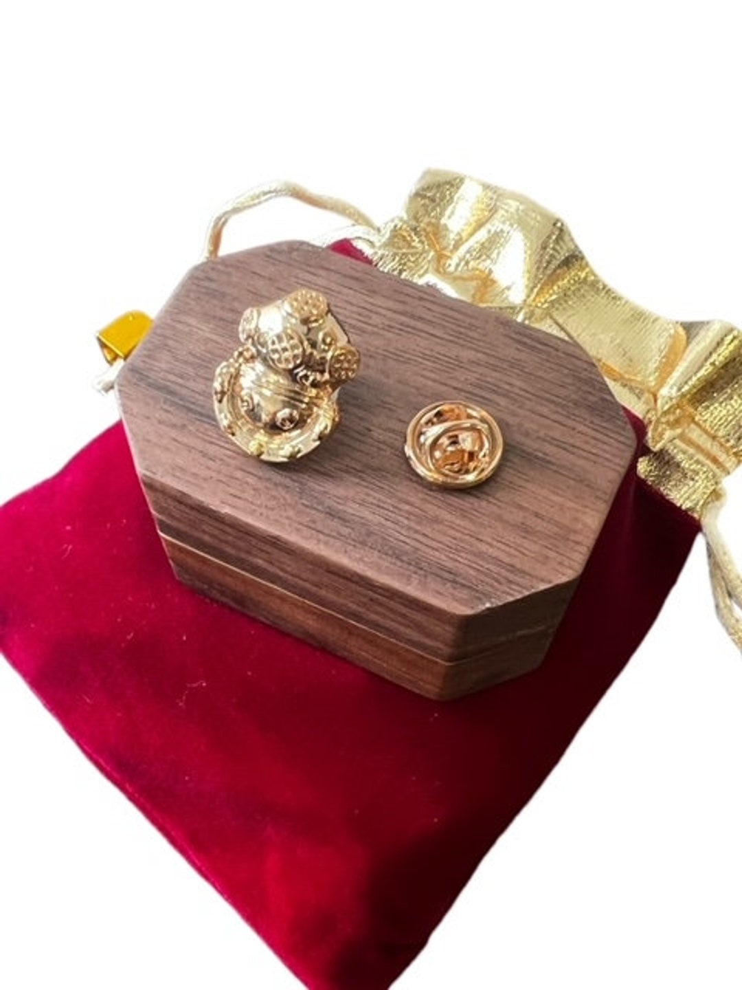 Divers Helmet Lapel Pin 18k Rose Gold Clad Luxury Gift Set Deep Sea ...