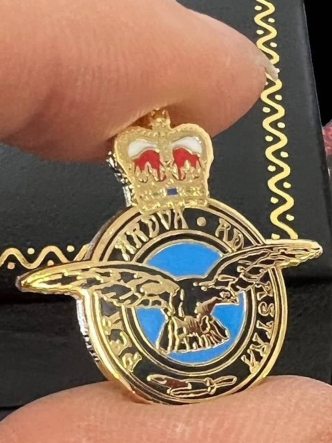 RAF Gold Lapel Pin 24k Clad Crest Royal Air Force Luxury Case Military ...