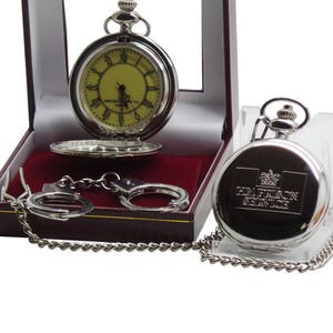 HM PRISON Silver Plated Pocket Watch and Handcuffs Keyring Keychain ...