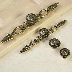 Dresser Knob Drawer Knobs Pulls Handles / Kitchen Cabinet Knobs Pull Handle Ornate Hardware ...