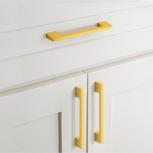 1.25 3.78 5.0white Drawer Pulls Knobs Yellow Cupboard Cabinet Pulls ...