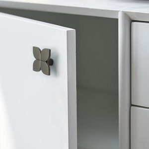 Creative Drawer Pulls Knobs Clover Closet Door Wardrobe Knob Cabinet ...
