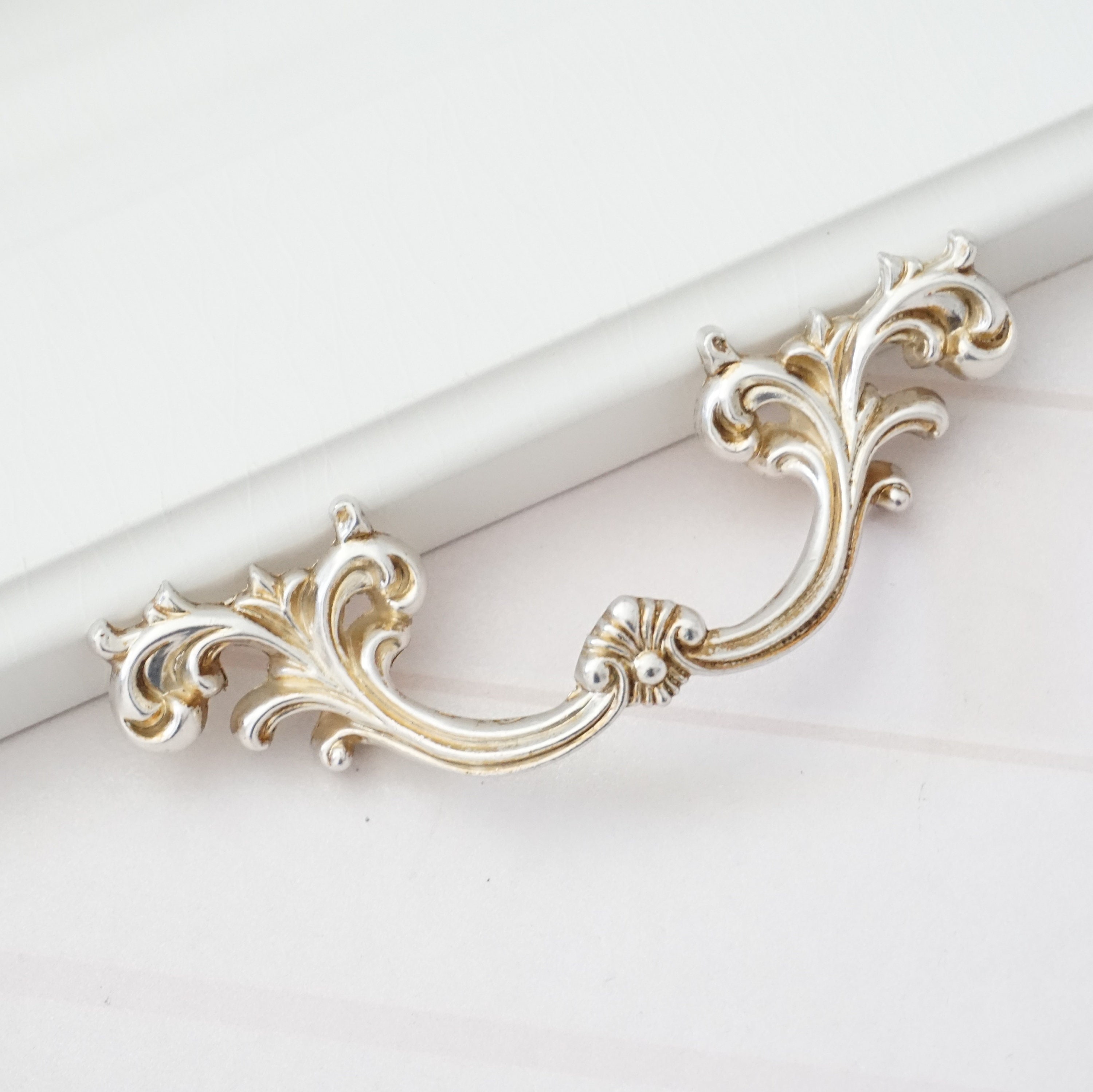 2.5 3.75 Shabby Chic Drawer Pull Handle Antique | Etsy