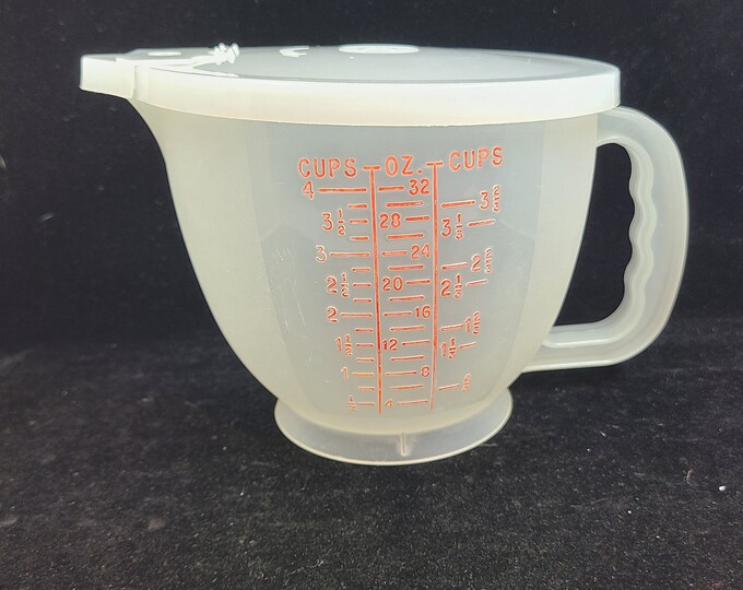 Vintage Tupperware 4 Cup Measuring Pitcher With Red and Blue | Etsy