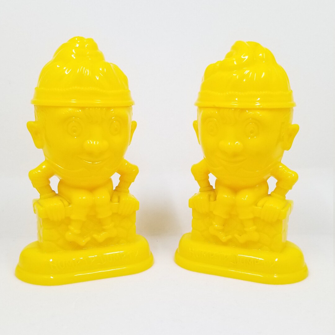 Vintage Plastic Yellow Humpty Dumpty Salt and Pepper Shakers - Etsy
