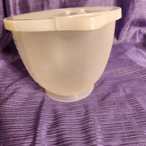 Vintage Tupperware 4 Cup Measuring Pitcher With Red and Blue Lettering ...