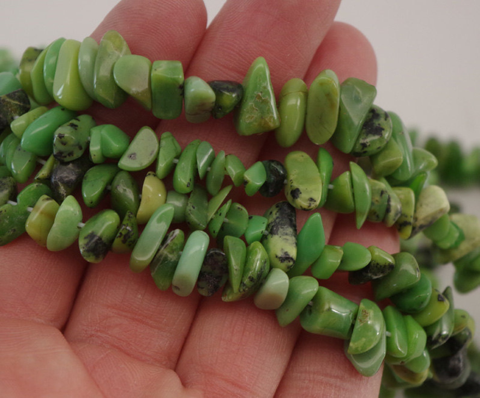 AUSTRALIAN JADE CHIPS 1 Strand Gems Beading Supplies - Etsy Australia