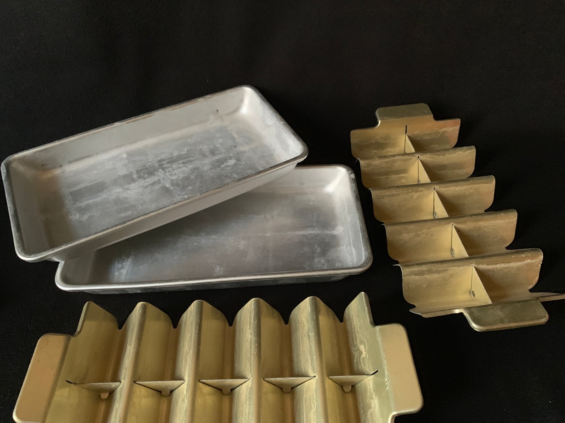 Vintage Aluminum Ice Cube Trays Make 10 Triangular Ice Cubes - Etsy