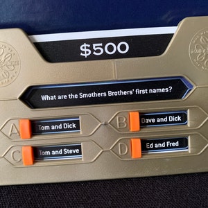 Vintage 2000 PRESSMAN “who Wants to Be A Millionaire” Table Game ...