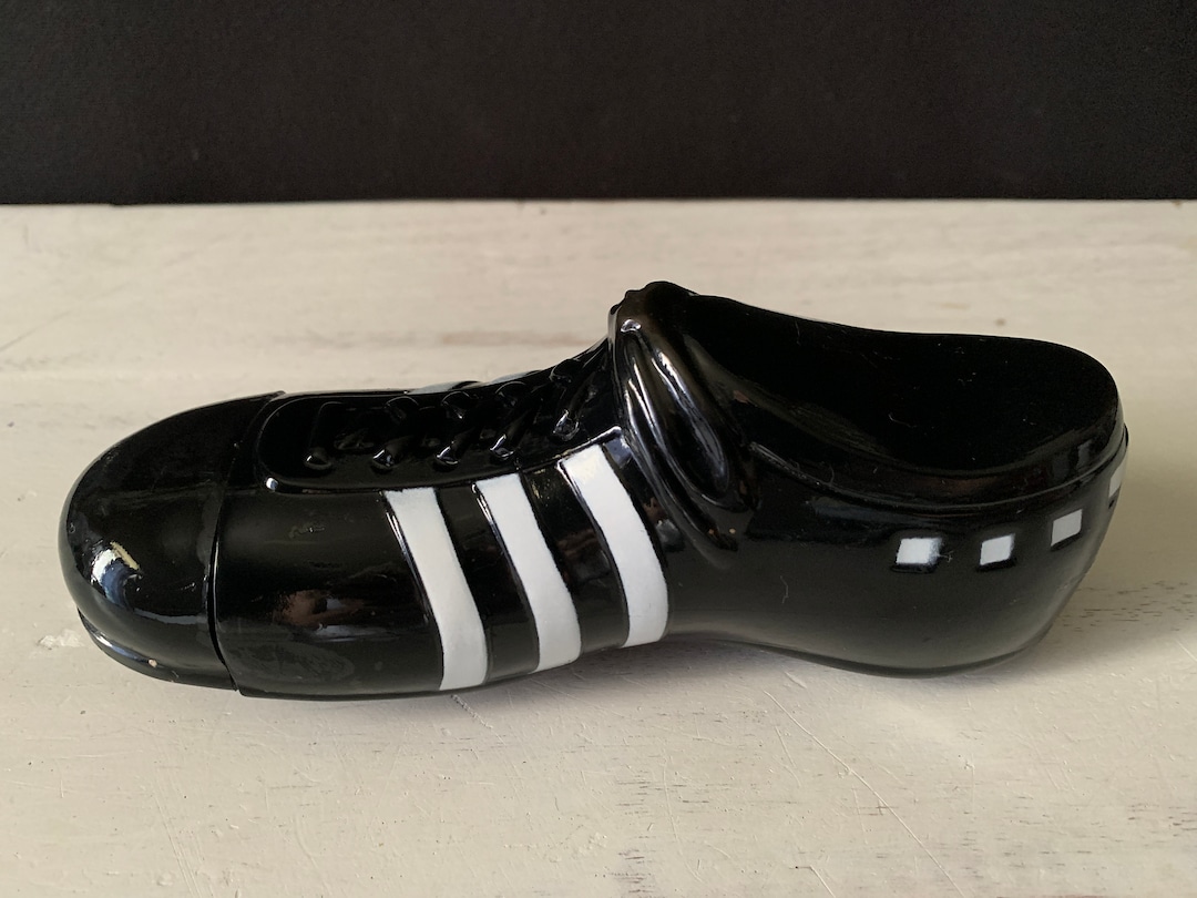 Vintage AVON Black & White Soccer Cleat/shoe Decanter Plastic 1970s - Etsy