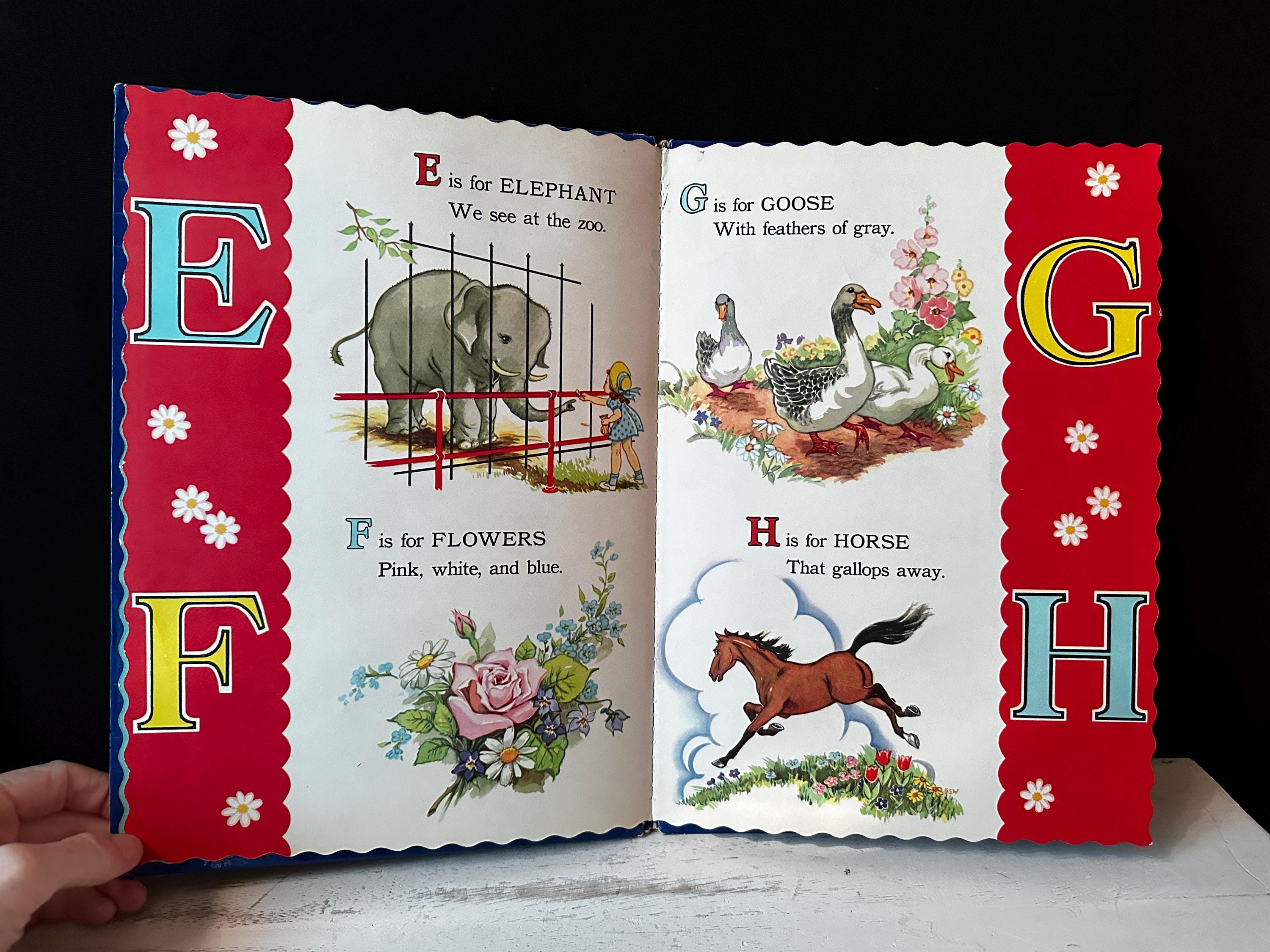 1963 the ABC Picture Book “A Giant Tell-a-tale” - Etsy