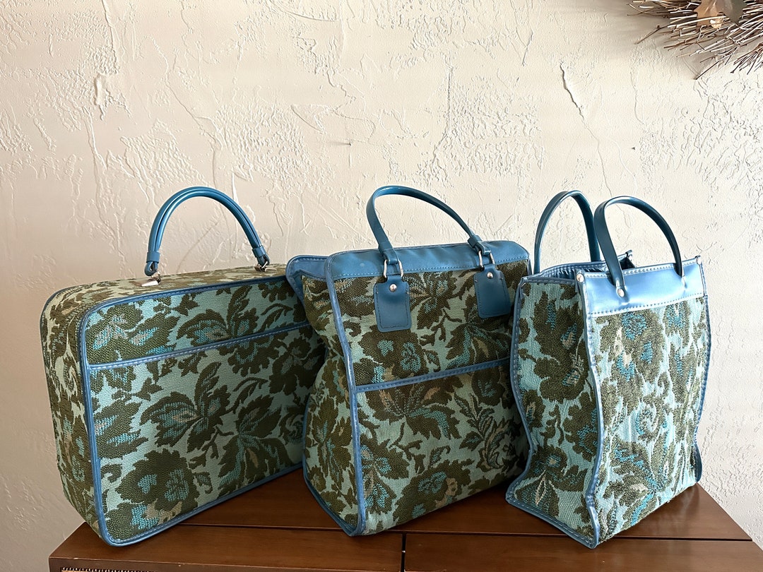 Vintage 1960s-70s AVON Sample Cases/overnight Bags Blue & Green ...