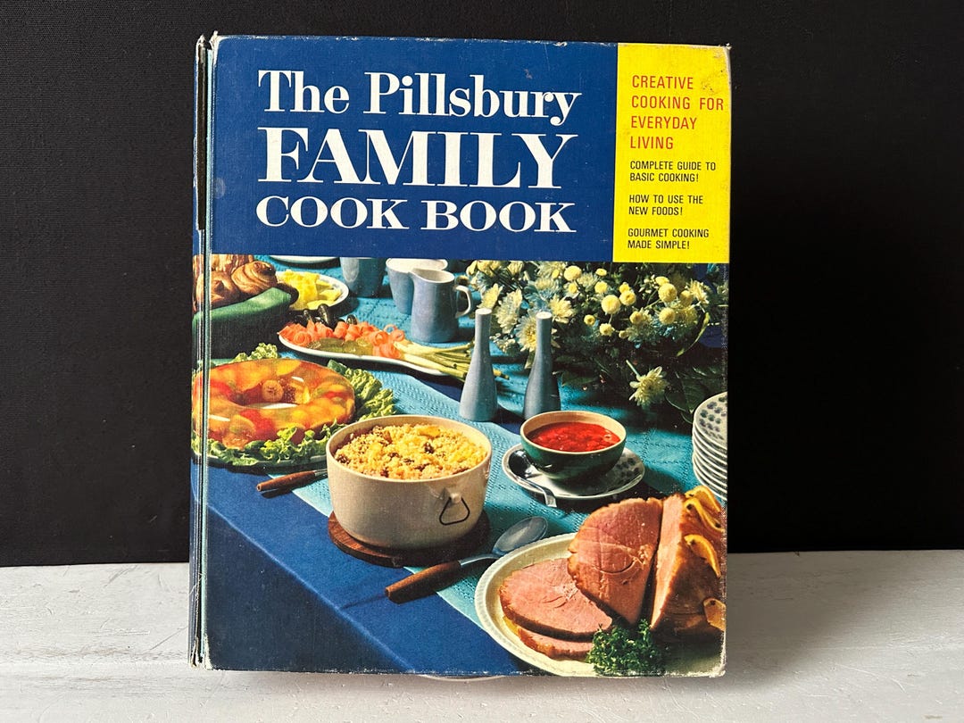 The Pillsbury Family Cook Book 1963, 1st Edition, Hardcover 5-ring ...