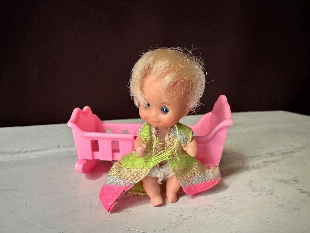 Vintage 1974 Adorably Cute "barbie Baby Sits" Blonde Baby Doll With ...