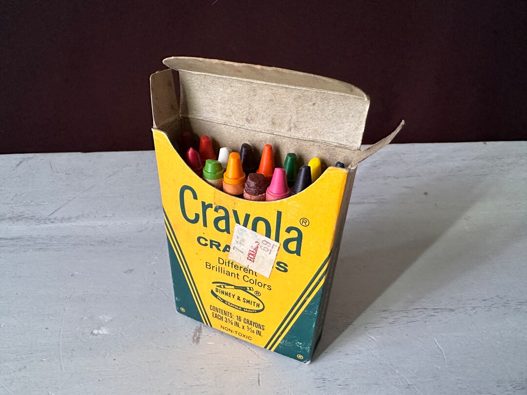 Vintage 1970s Binney & Smith CRAYOLA CRAYONS BOX of 16 Gently - Etsy