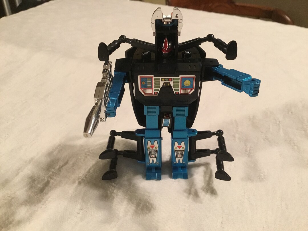 1984 Select Convertors Insectors Creeper Robot Insect Figure Toy ...