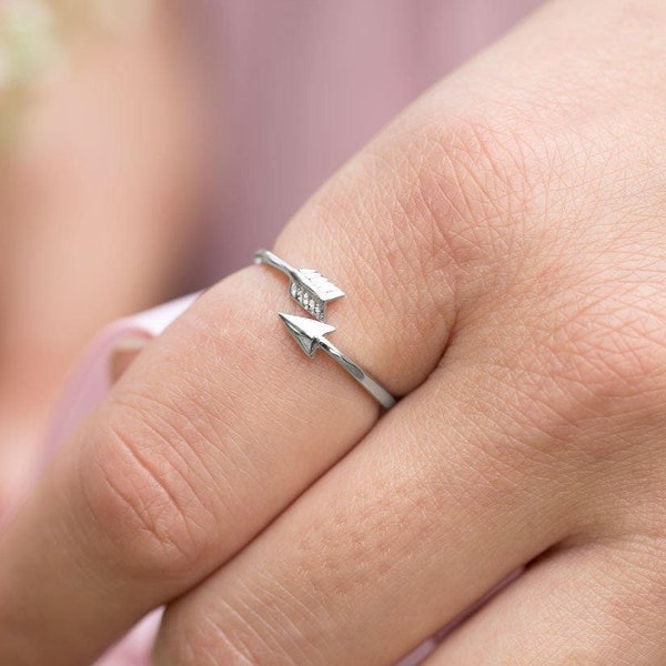 Arrow Ring - Etsy