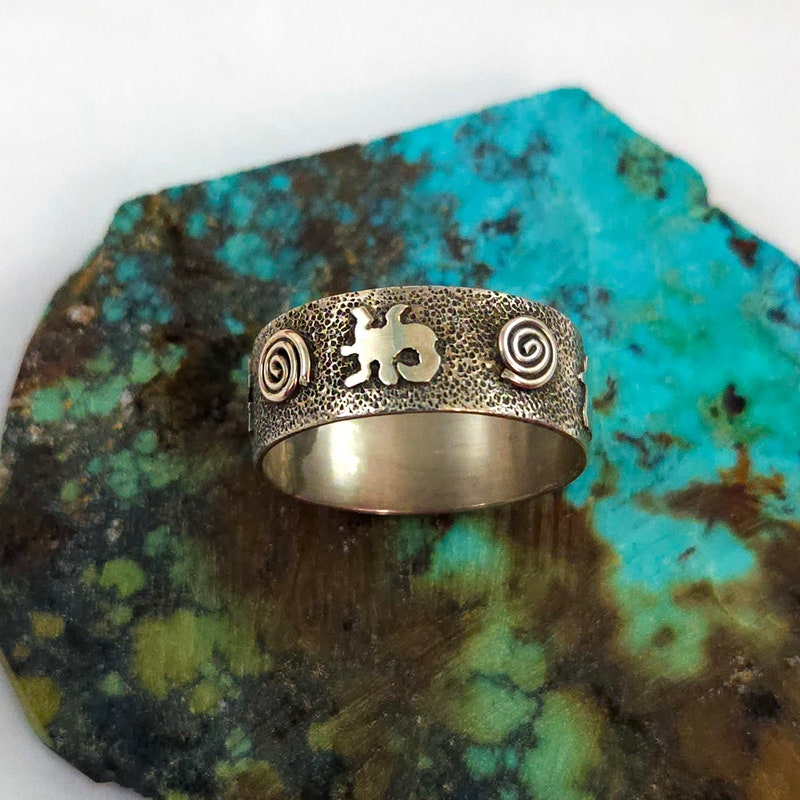 Storyteller Ring - Etsy