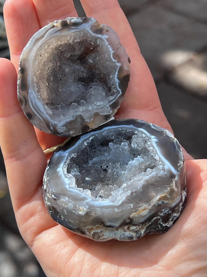 Agate Jewellery / Jewellery Ring Holder Druzy Geode Crystal Pair AAA+ ...