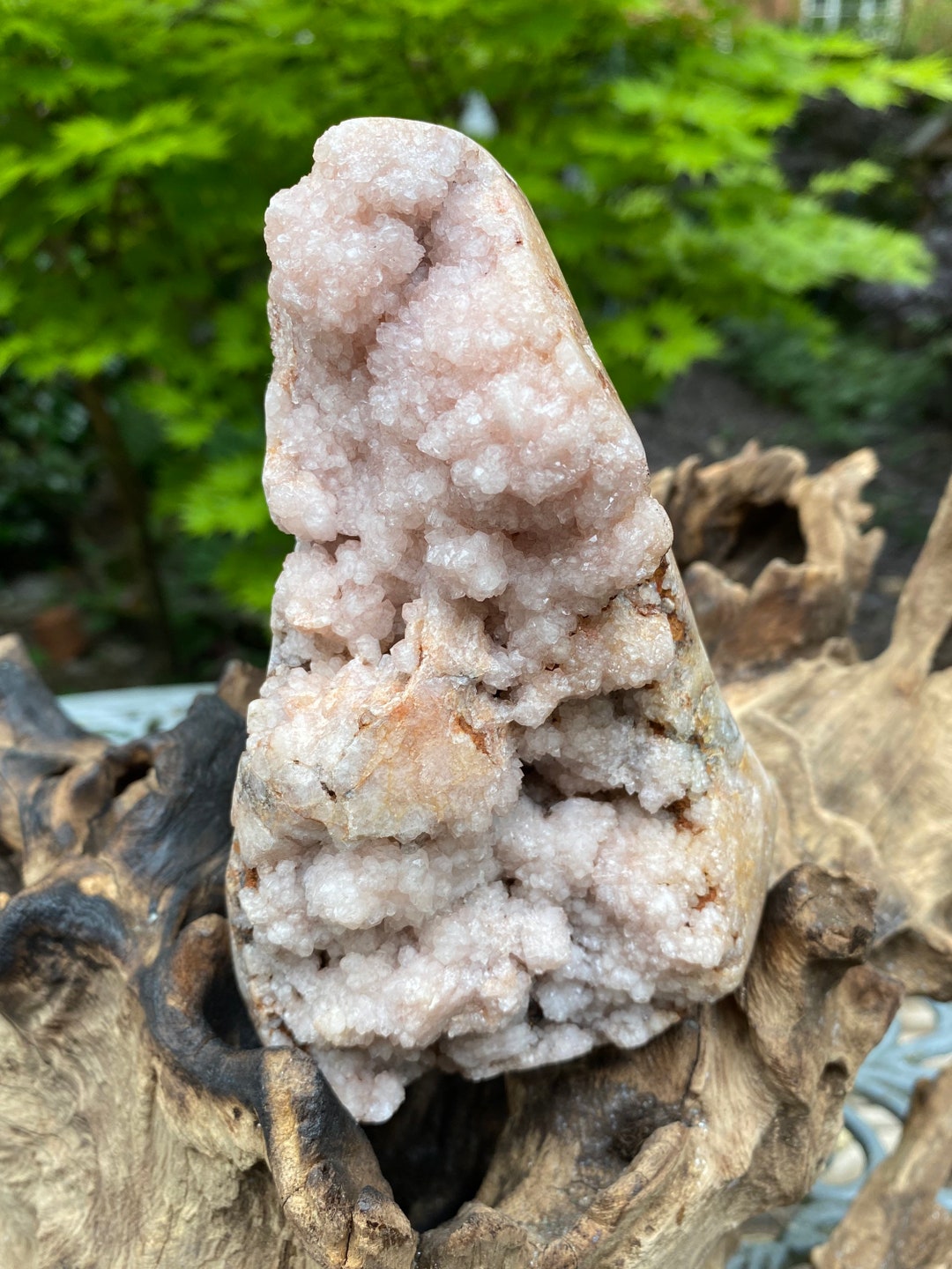 Geoda de cristal de amatista rosa patagónica grande de forma libre AAA ...