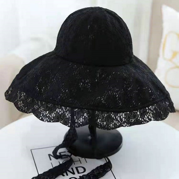 Black Floppy Hat Beach