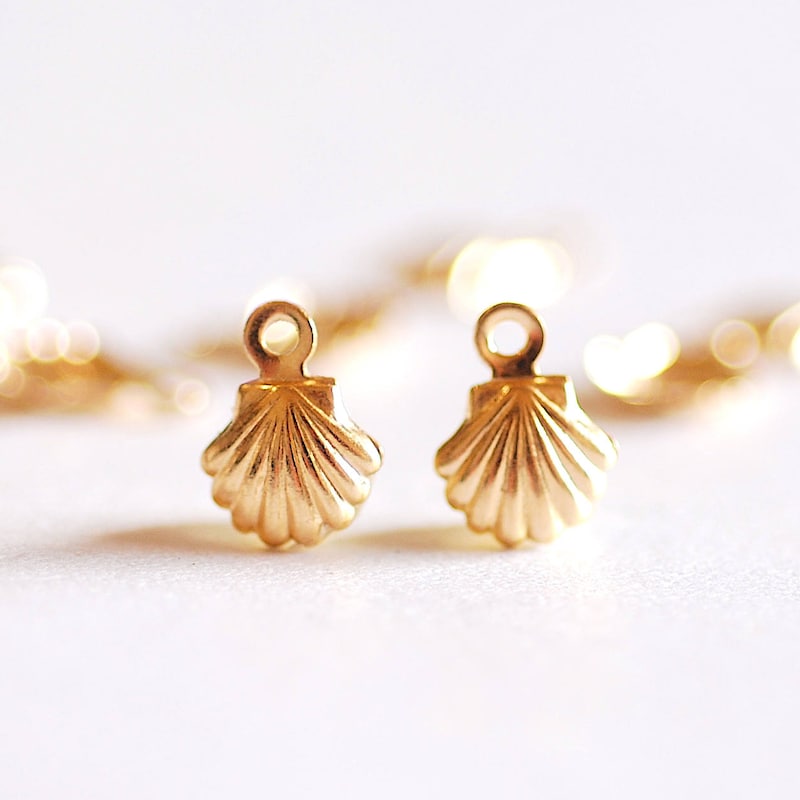 Gold Seashell - Etsy