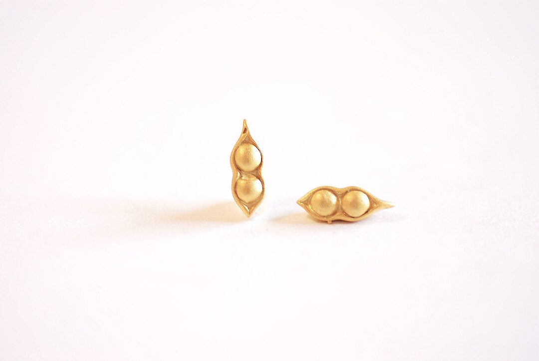 Two Peas in a Pod Charm Pendant- Matte Gold Peas in a Pod, Pea Pod ...
