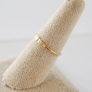 Wholesale 14k Gold Filled Signet Stacking Ring L 14/20 Gold Filled ...