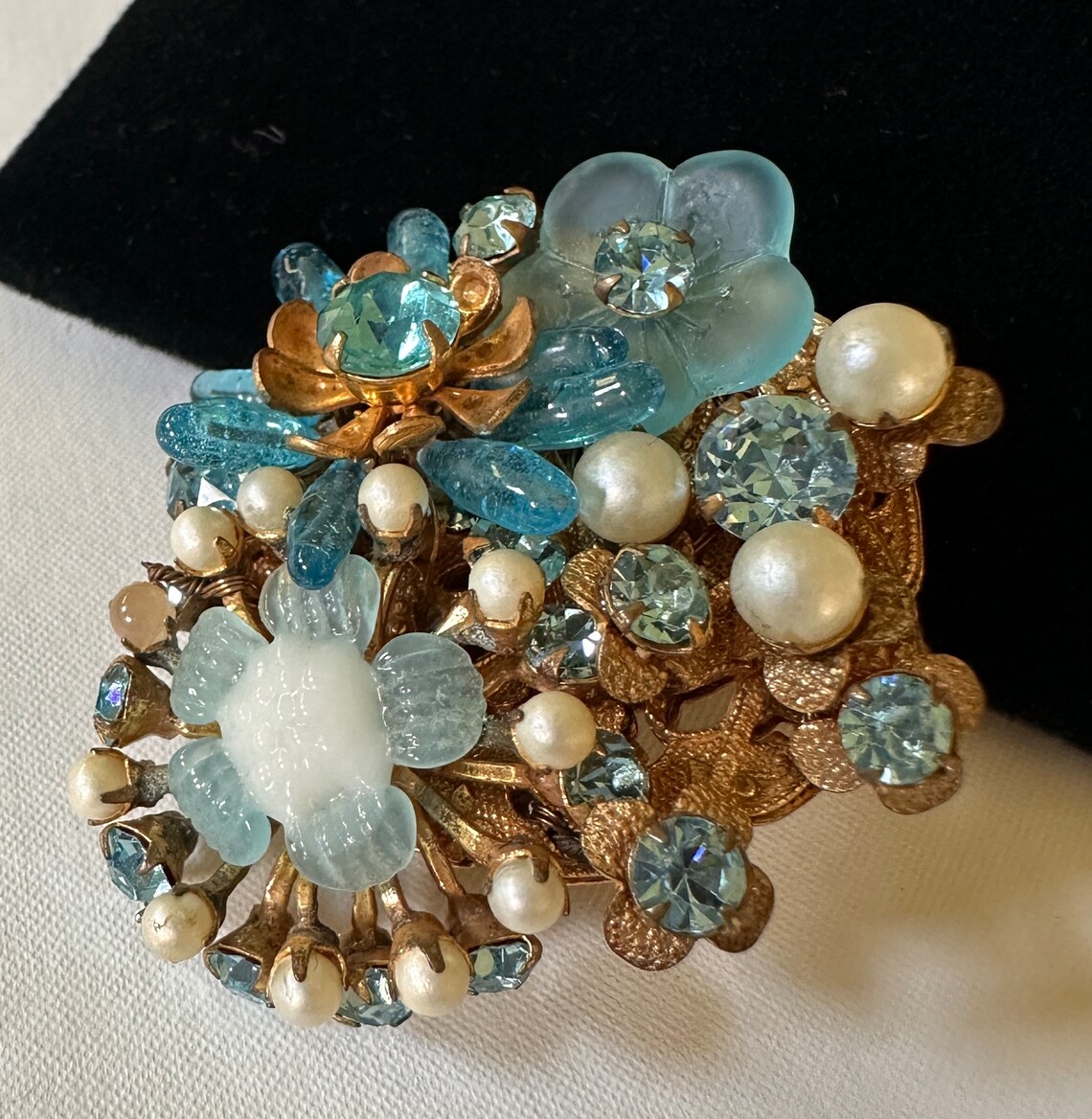 Lovely Vintage Miriam Haskell Brooch~ Blue Glass/rhinestones/pearls ...