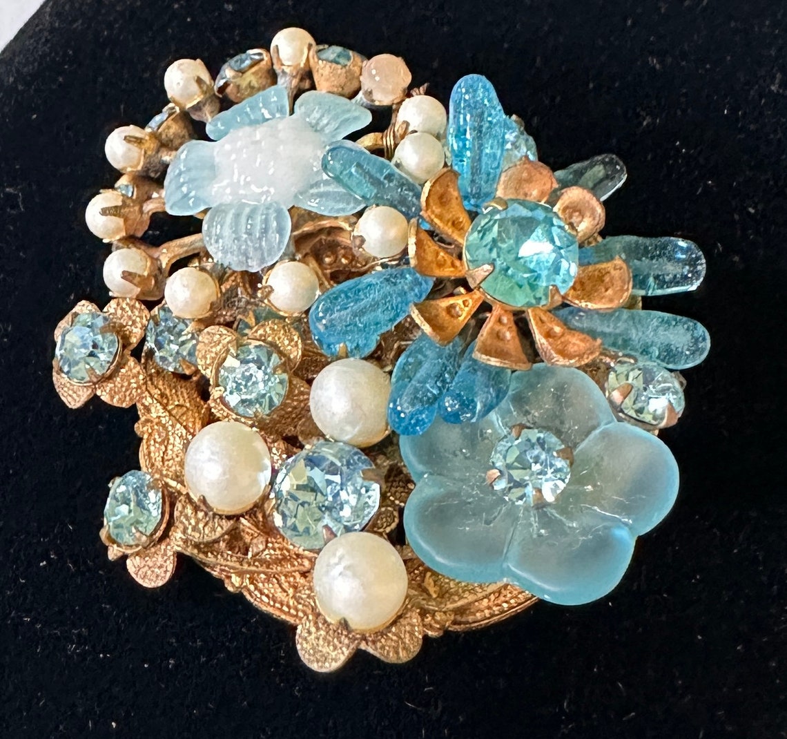 Lovely Vintage Miriam Haskell Brooch~ Blue Glass/rhinestones/pearls ...
