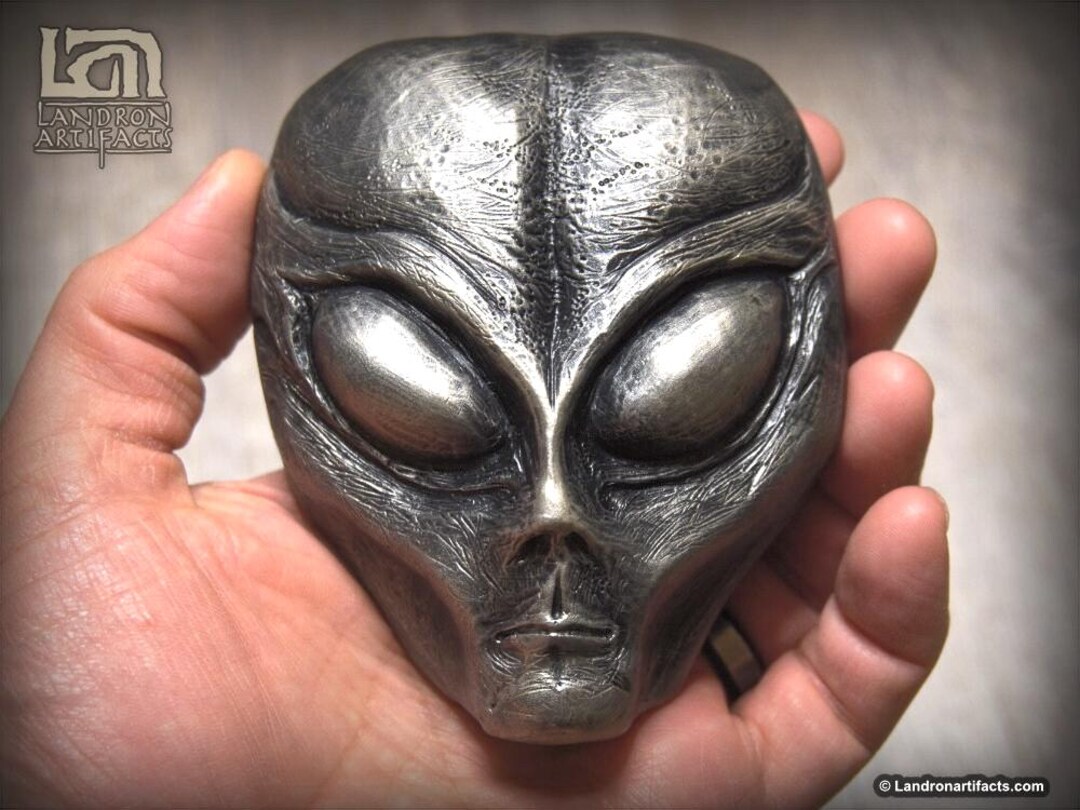 Alien Grey Wall Plaque Sculpture Bust UFO Gift Area 51 Memorabilia X ...